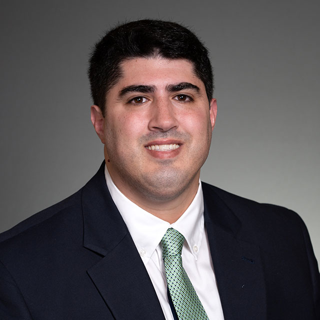 Majd Tarabichi, MD | Hip and Knee Care | Illinois Bone & Joint Institute